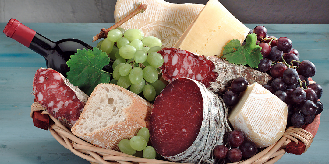 How to Make a Cheese Gift Basket – GootEssa